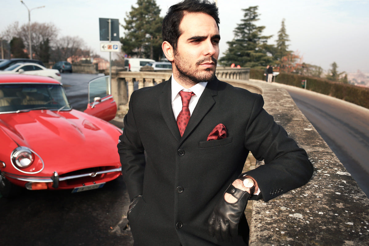 Family portraits: Jaguar E-Type VS F-Type – THE OUTLIERMAN