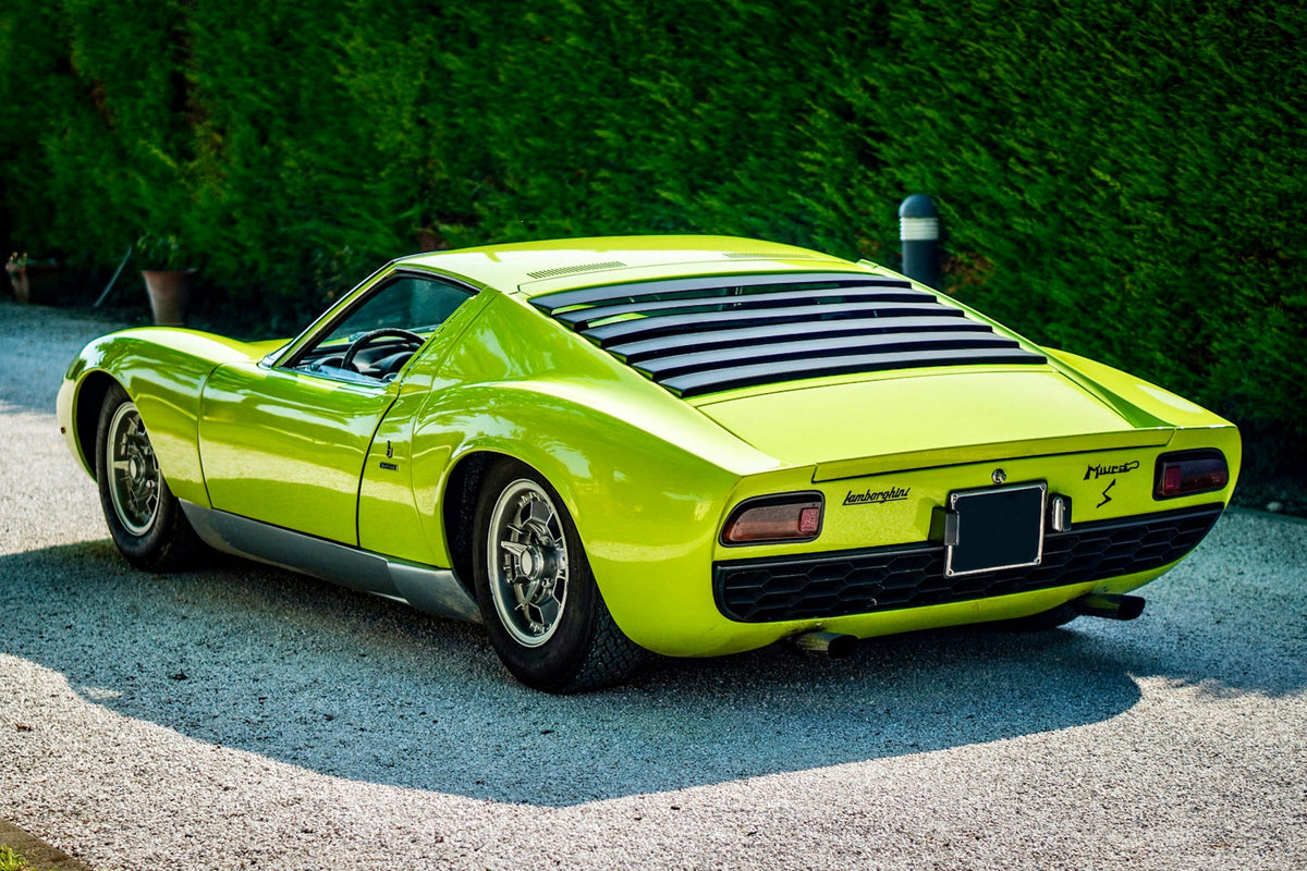 Verde Scandal: the Lamborghini Miura color born from a dress – THE ...
