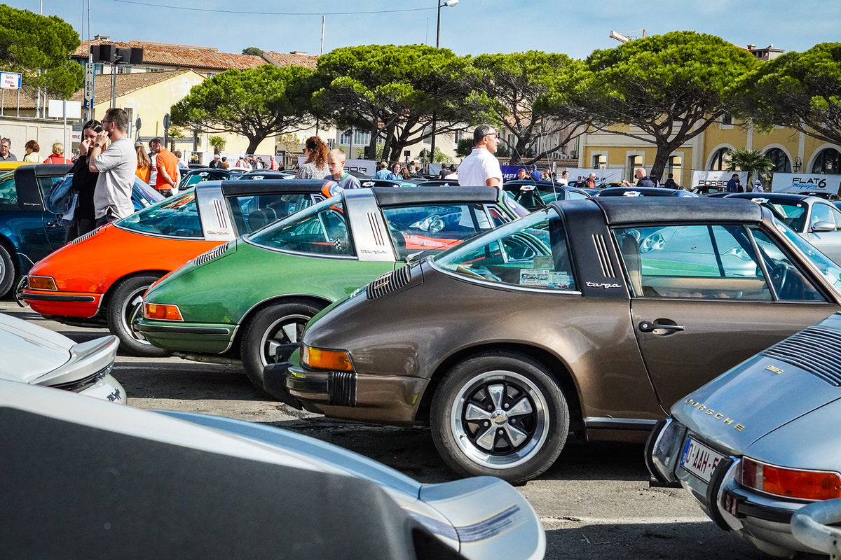 Sunshine, seaside and car enthusiasts: Paradis Porsche in Saint-Tropez ...