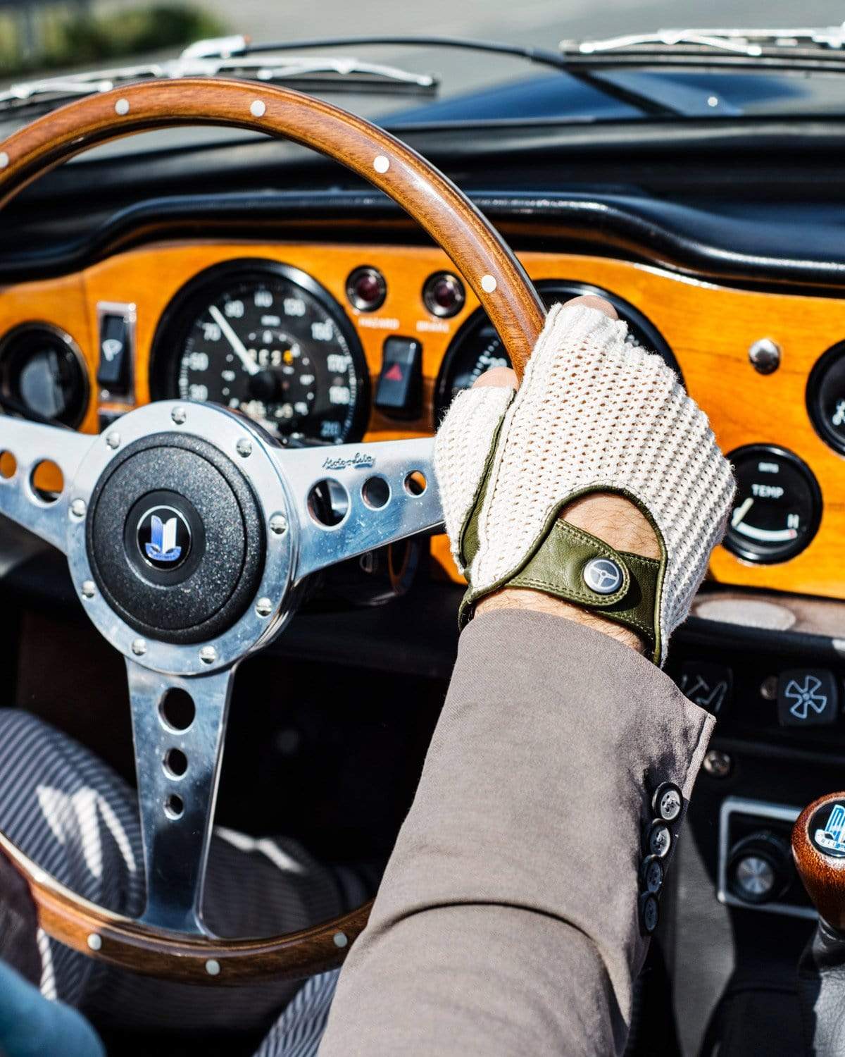 Heritage - Fingerless Stringback Driving Gloves - Olive Green – THE ...